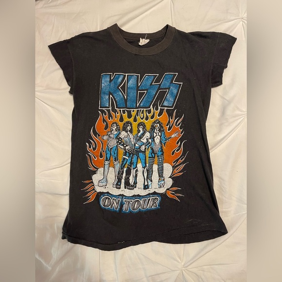 Tops | Authentic Vintage Kiss Tee | Poshmark